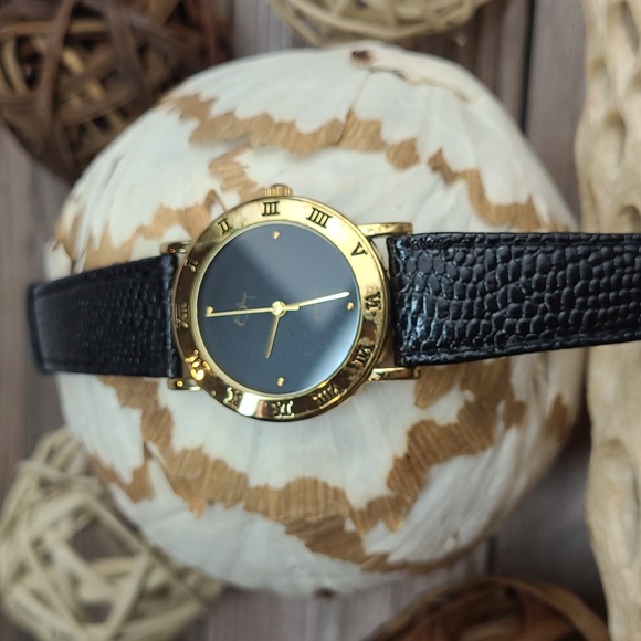 Shye | Accessories | Mens Shye Analog Leather Watch | Poshmark
